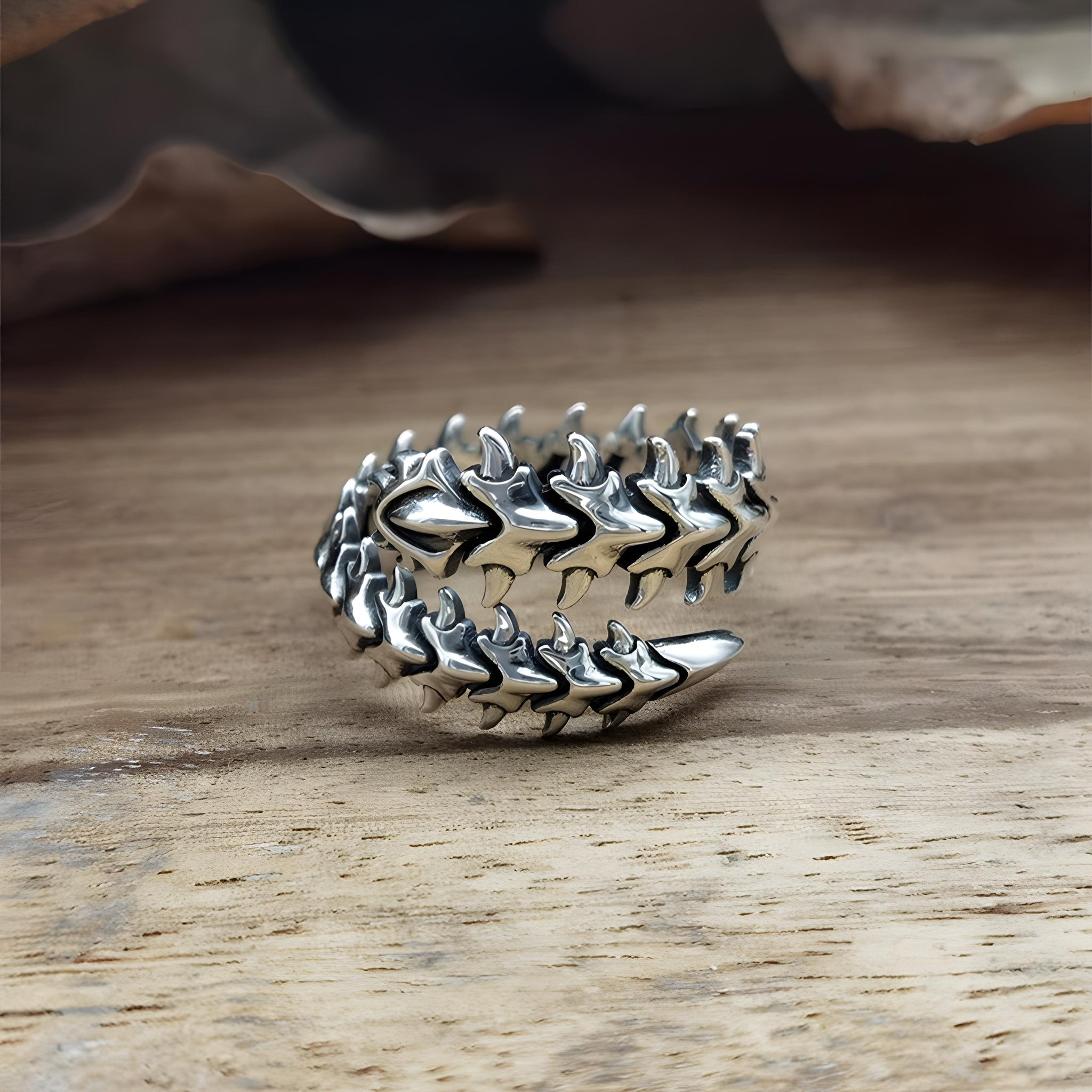 CENTIPEDE RING – Sanzen Studio